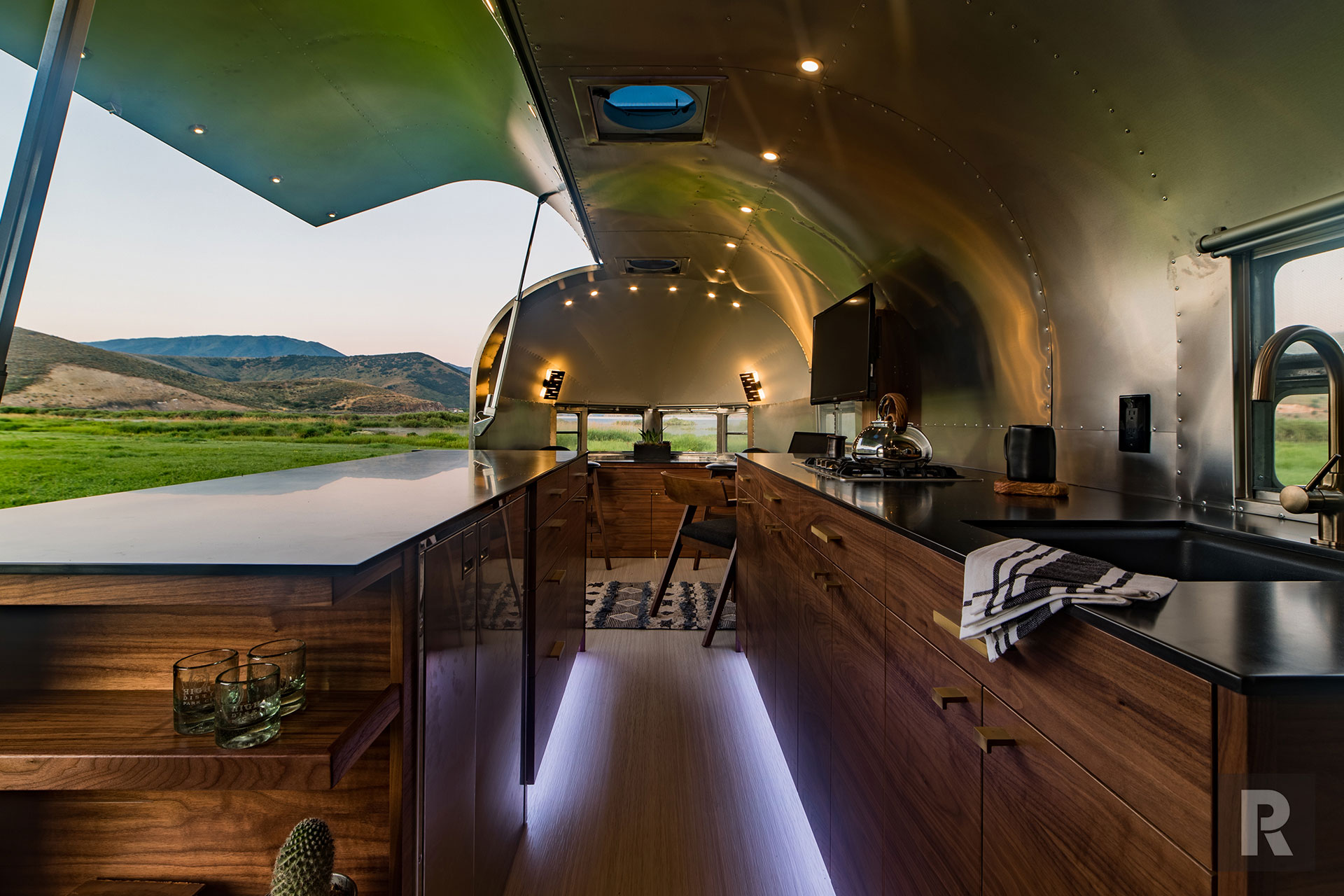 1953 Silver Streak Clipper - Reparadise