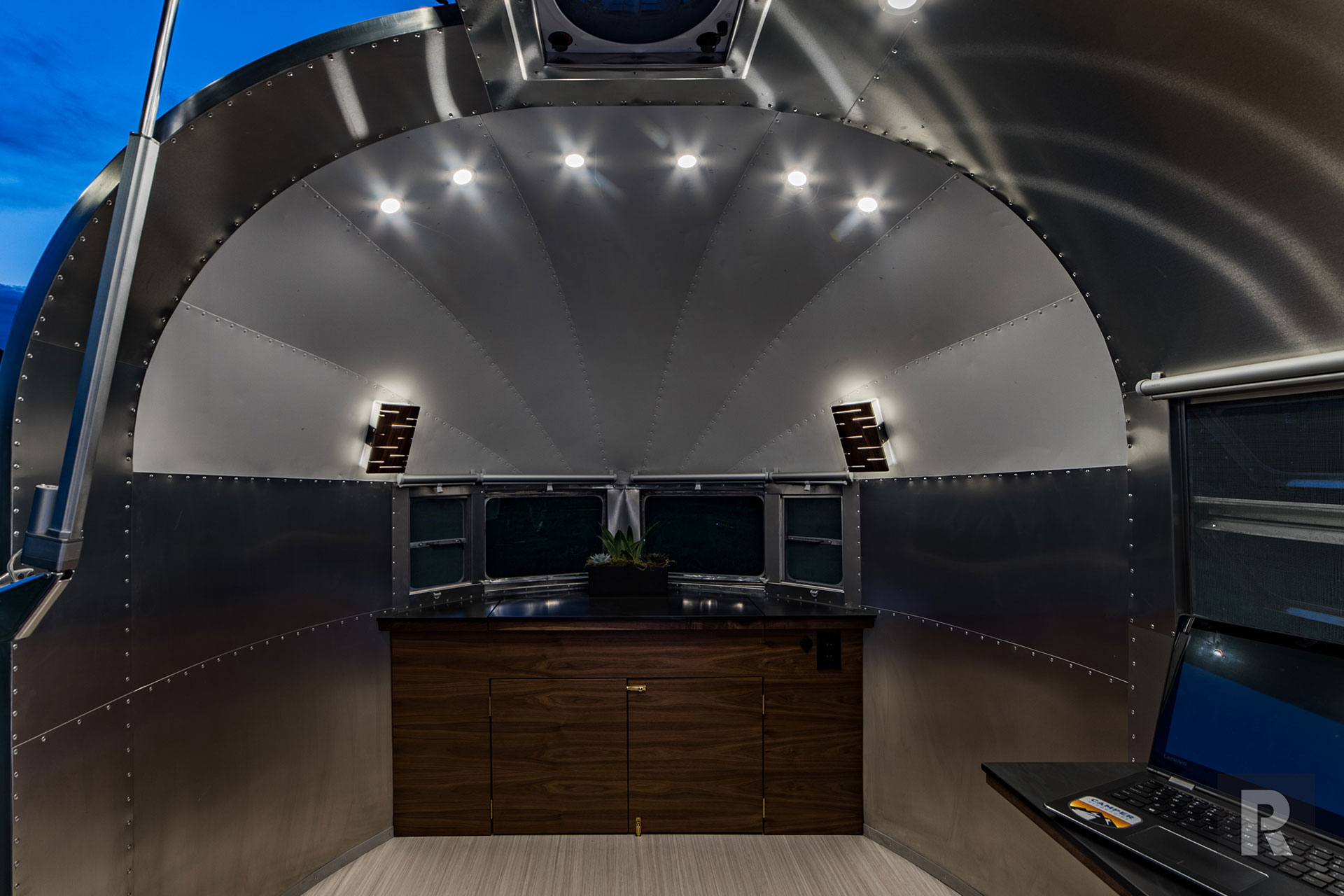 1953 Silver Streak Clipper - Reparadise