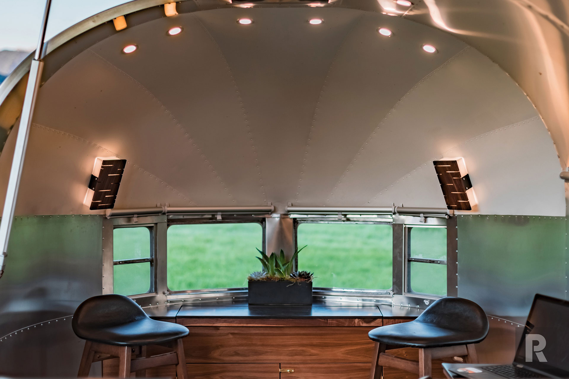 1953 Silver Streak Clipper - Reparadise