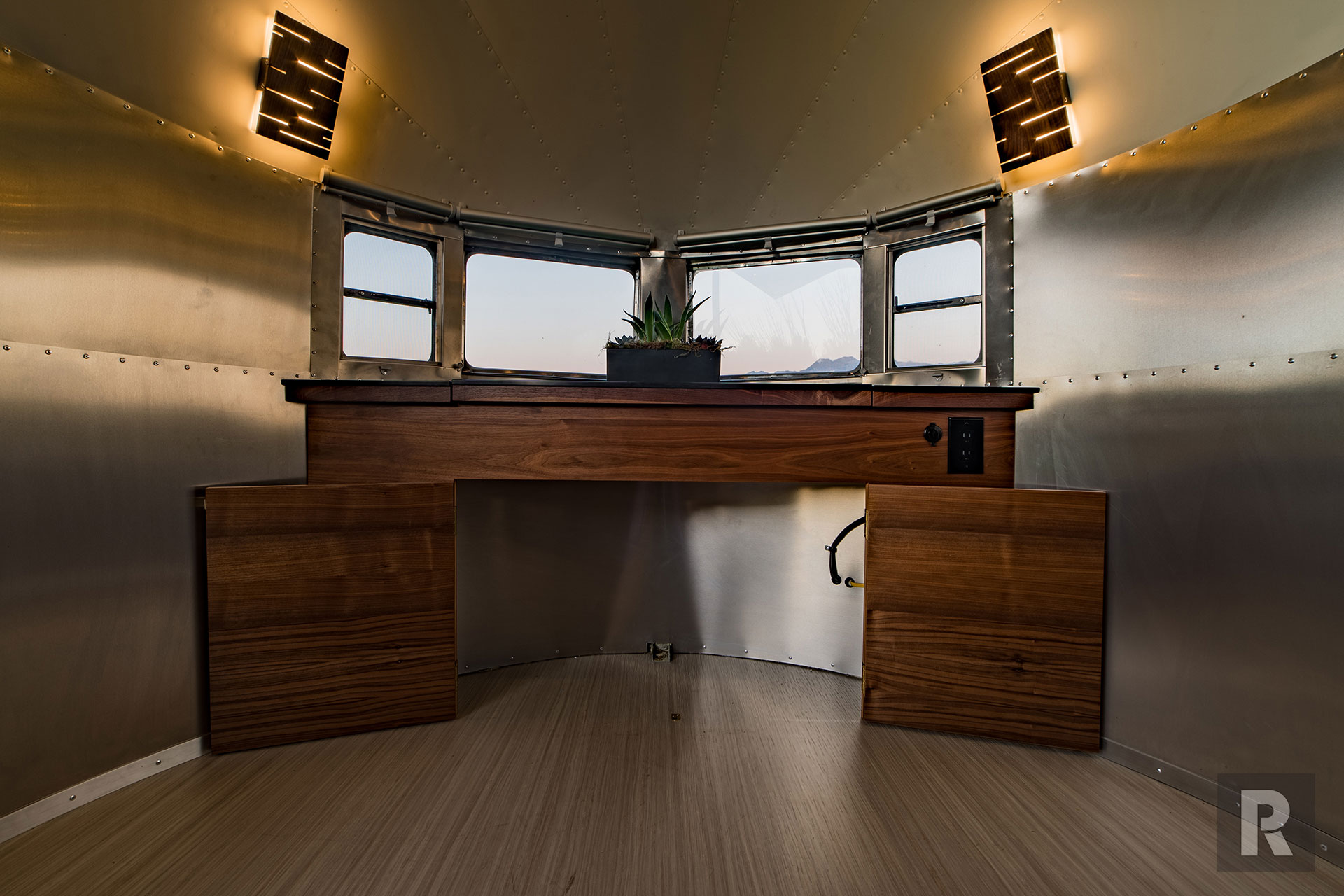 1953 Silver Streak Clipper - Reparadise