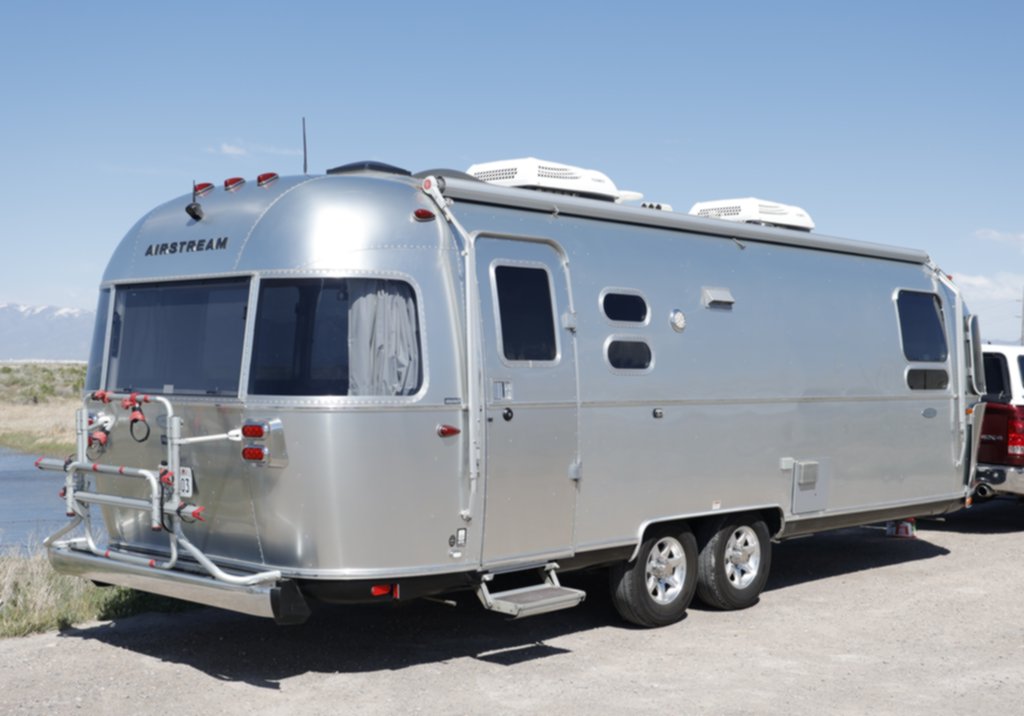 Restored & renovated vintage camper trailers for sale - Reparadise